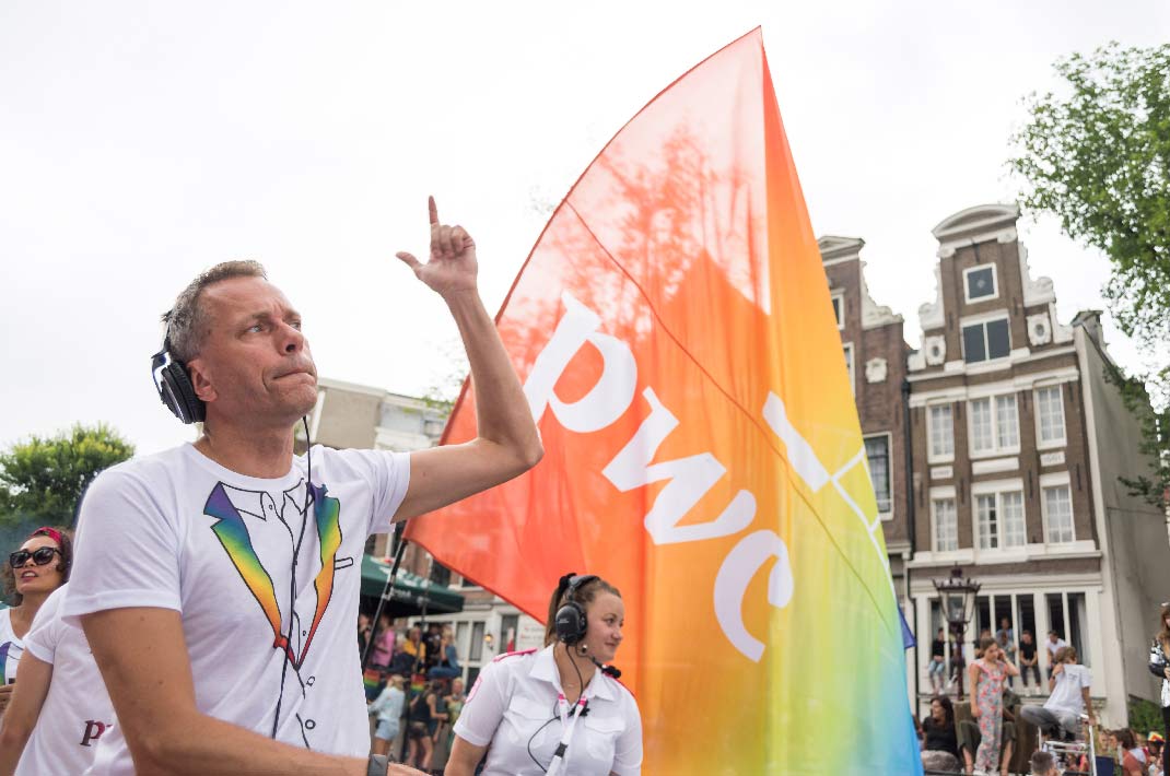 Keep on Shining - LGBT - Diversity - PwC